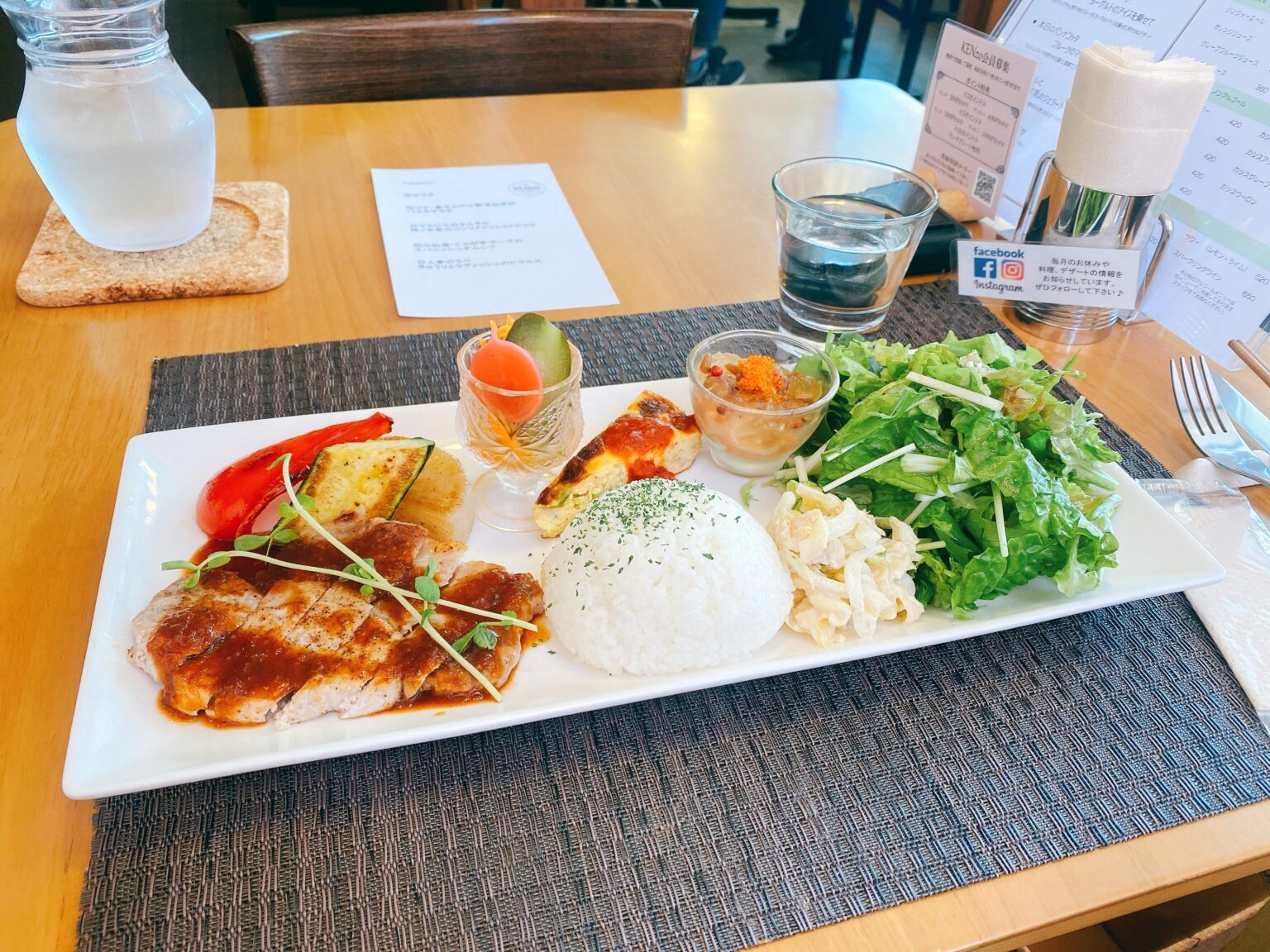 【KENzo Cafe&Bar（ケンゾカフェアンドバール）】友達とお洒落なランチタイムを楽しみたい時におすすめのお店！ | 【 創業65年 ...